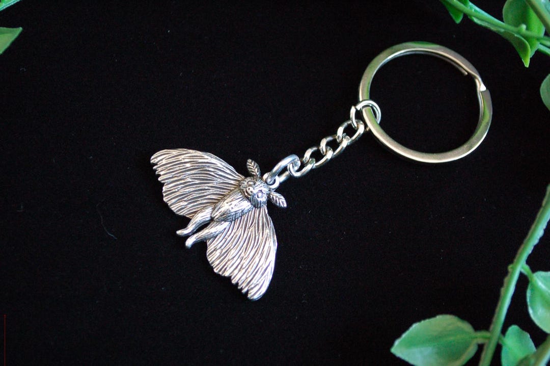 Mothman Flying Cryptid Keyring Keychain Moth Man Creature Folklore ...
