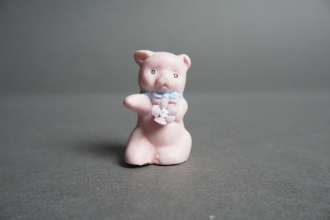 Vintage Ceramic Enesco Pig, Miniature Pink Pig W/ Flower, 1989, Mini ...