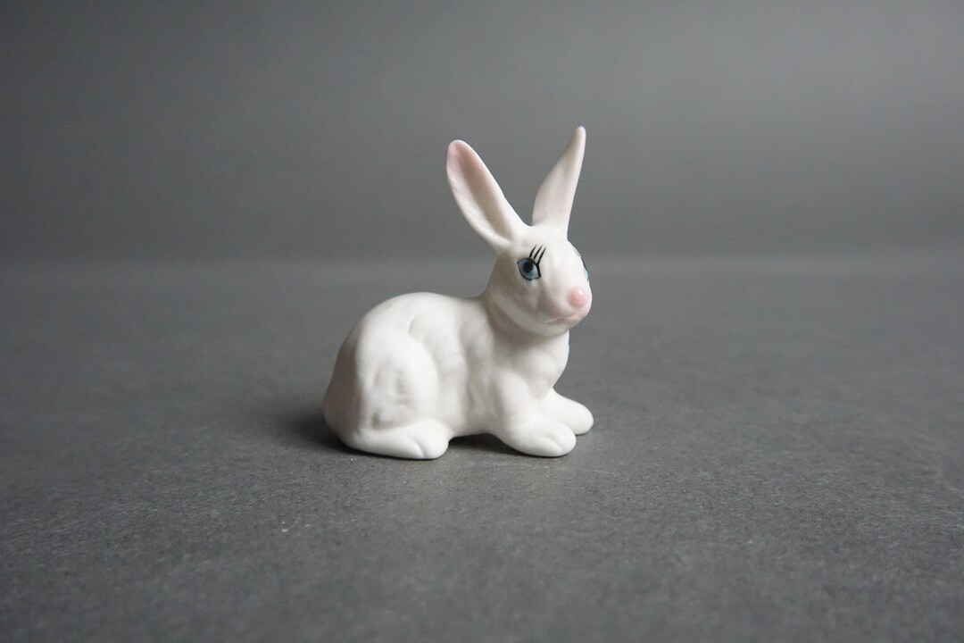 Vintage Bone China Bunny Rabbit Figurine, White, Cute Rabbit, Eyelashes ...