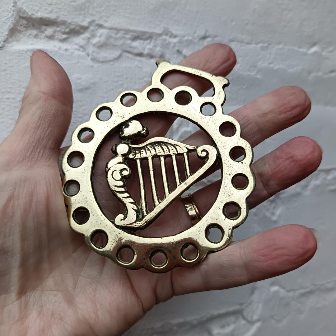 Winged Maiden Harp Horse Brass. Symbol of Ireland. Cast Harness Piece ...