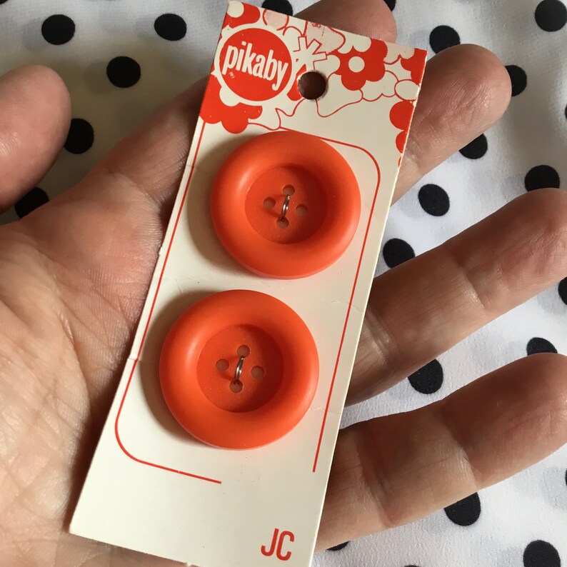 Vintage Large Buttons, Bright Orange, Made by Pikaby on Their Original ...