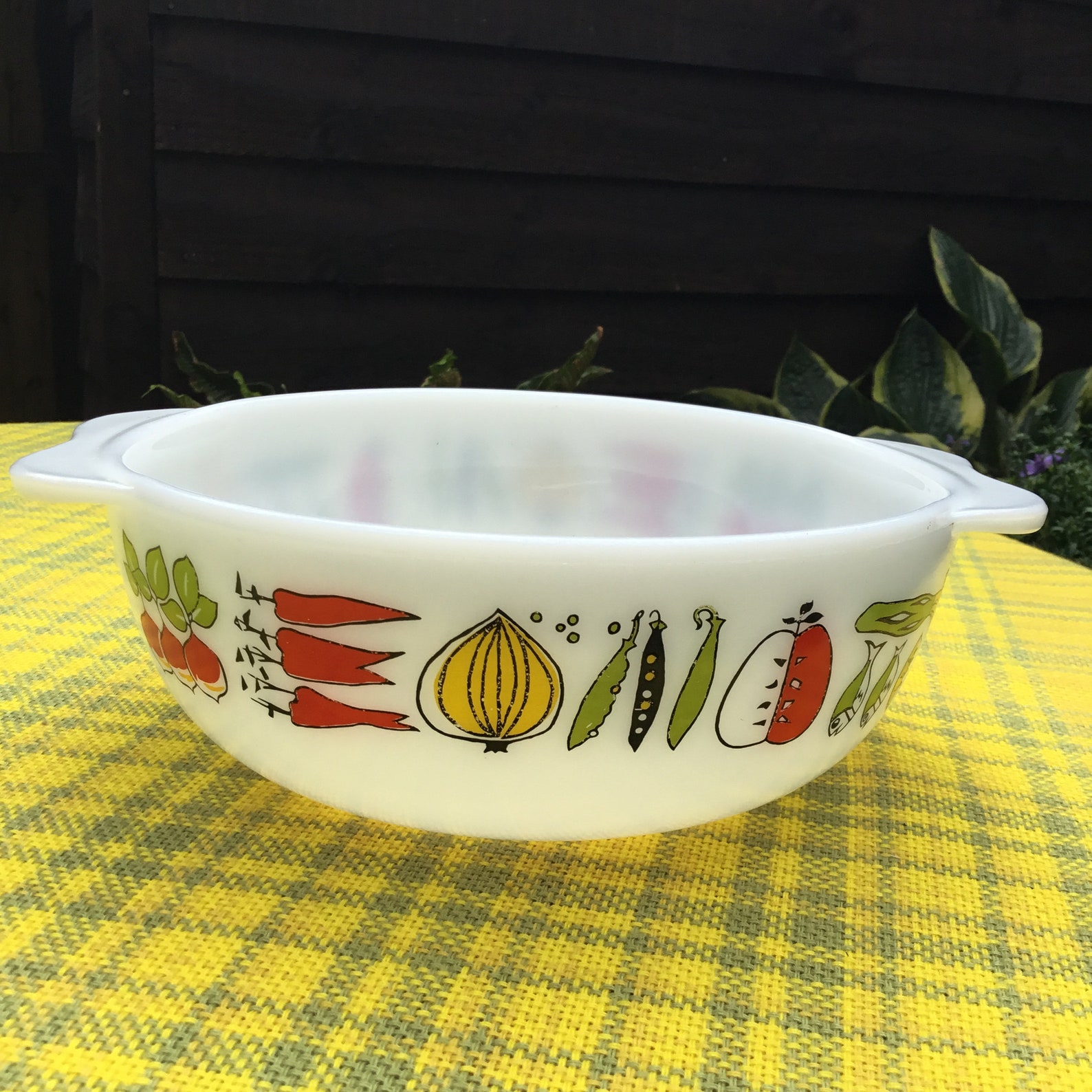 Pyrex Harvest Vegetables Casserole Dish. Round Oven to Table. - Etsy UK
