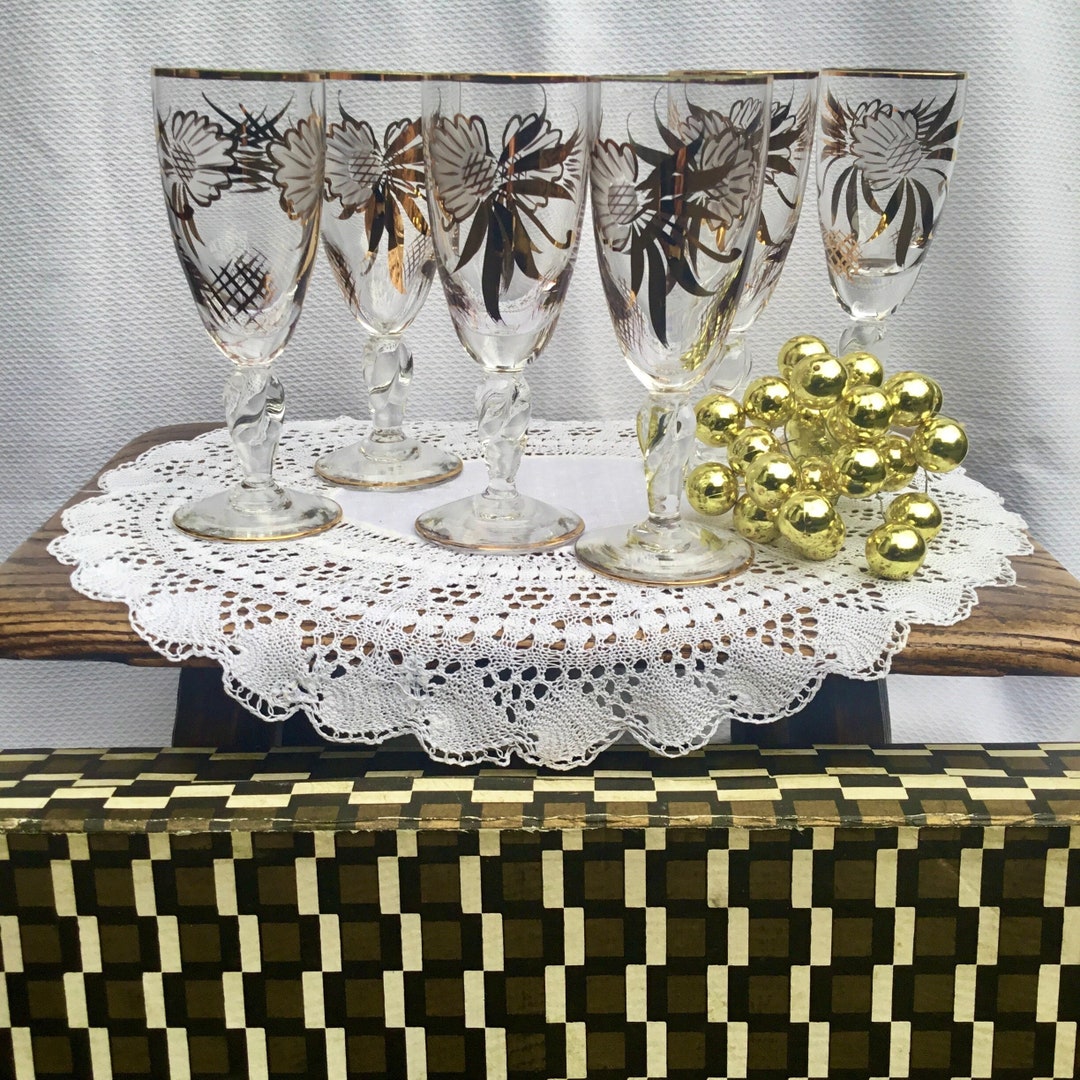Etched Gilded Sherry Glasses Set in Their Original Box. Set of - Etsy