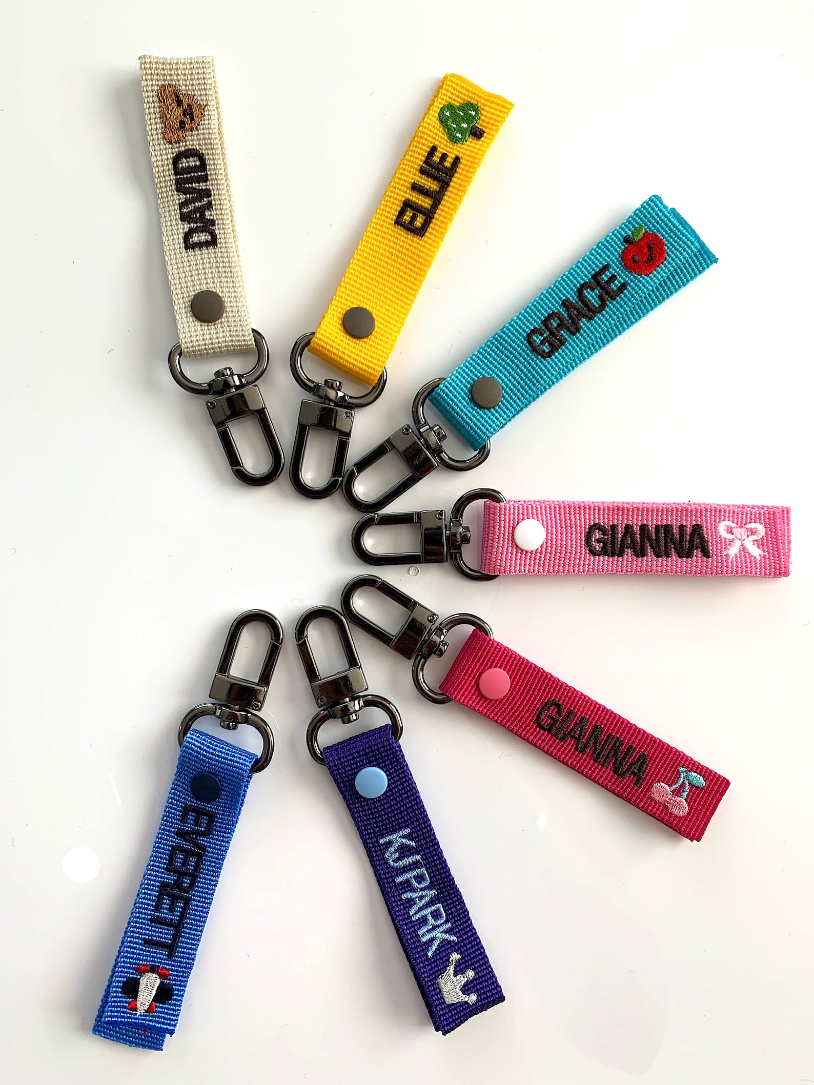 Embroidery Name Tag Small/ Large Size - Etsy