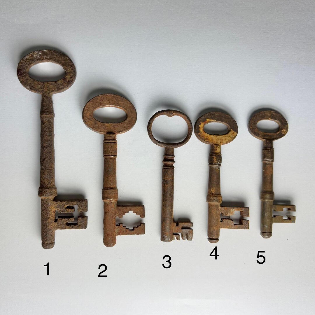 Old Keys, Antique Large Door Keys, Rustic Farmhouse Kitchen Decor - Etsy