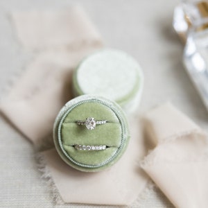 Circle Velvet Ring Box | Custom Wedding Ring Box | Engagement Ring Box ...