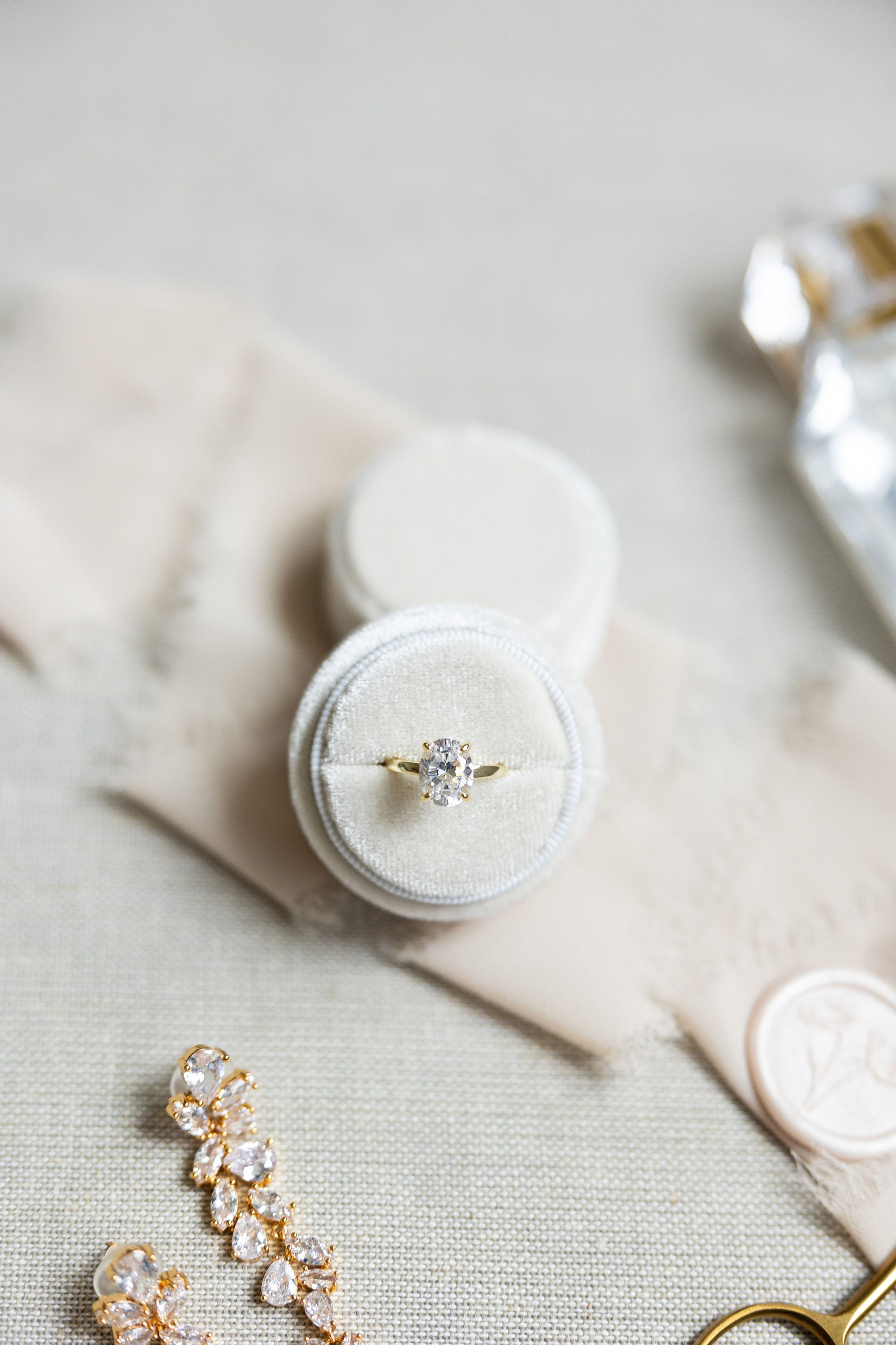 Circle Velvet Ring Box | Custom Wedding Ring Box | Engagement Ring Box ...