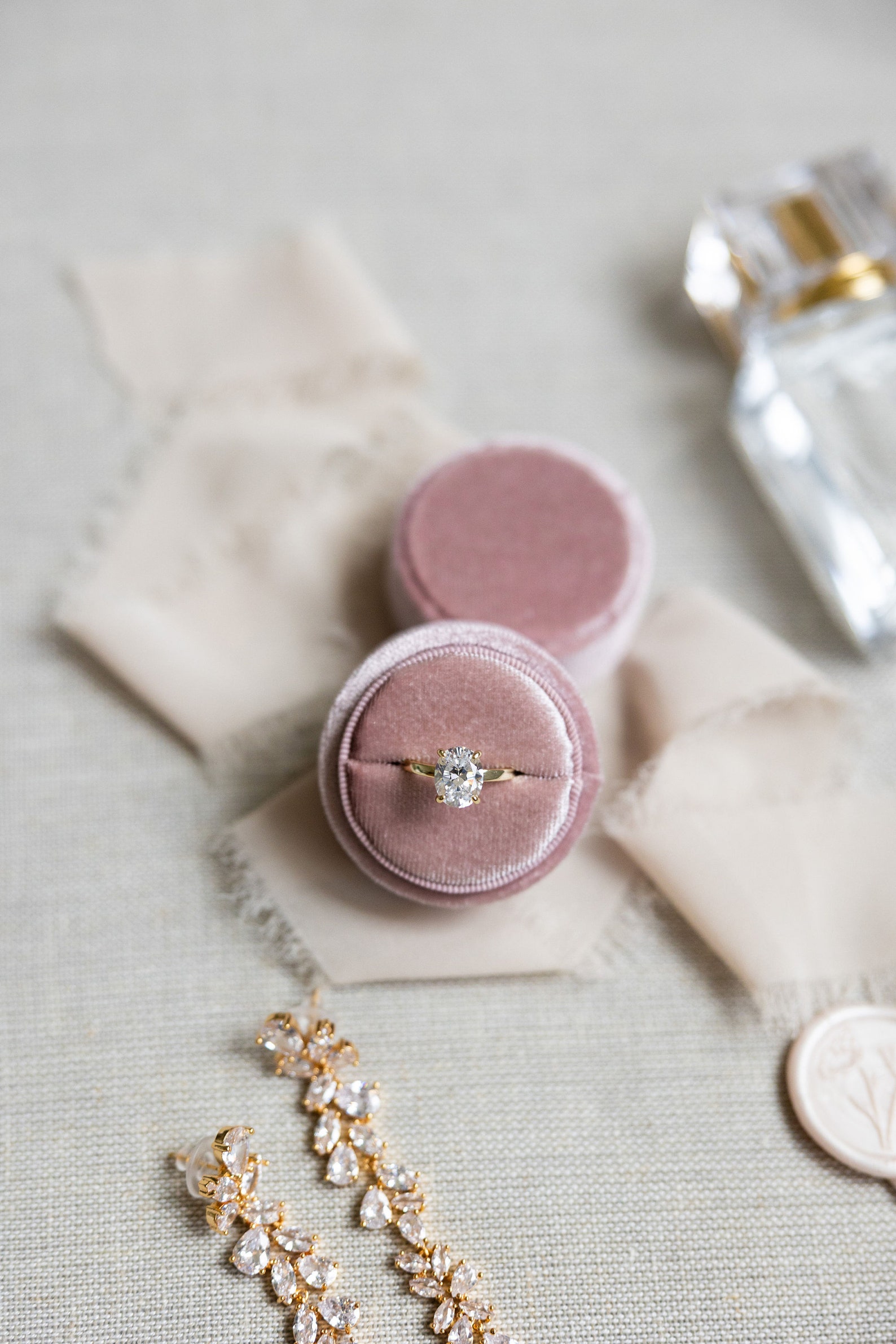 Circle Velvet Ring Box | Custom Wedding Ring Box | Engagement Ring Box ...