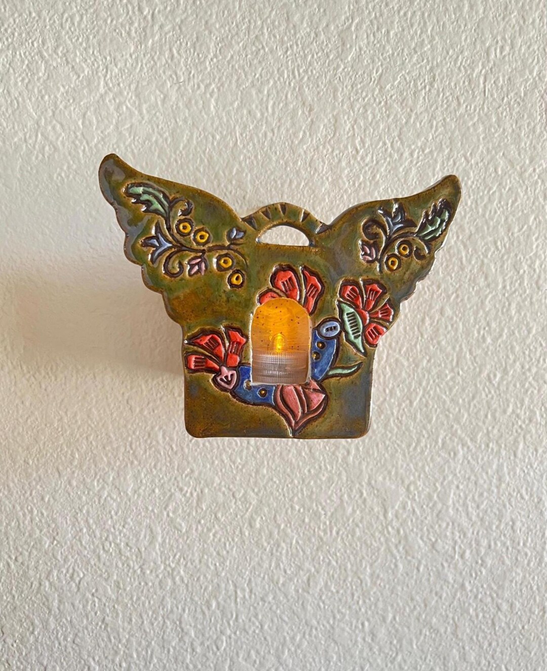 Nicho Wall Hanging With Wings - Etsy