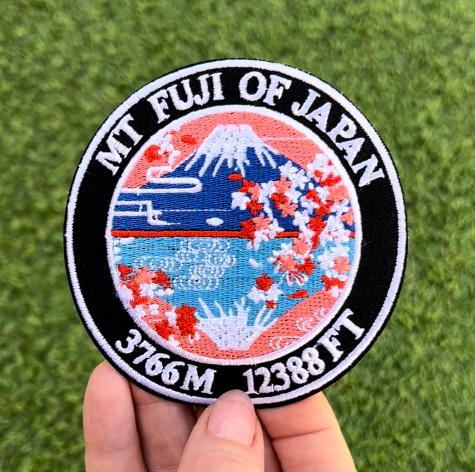 Mount Fuji of Japan Patch (3.5 Inch) Embroidered Iron or Sew-on Badge ...