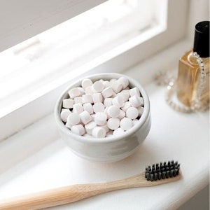 Organic Toothpaste Tablet 2 Jars X 25g Minty Fresh Zero-waste ...