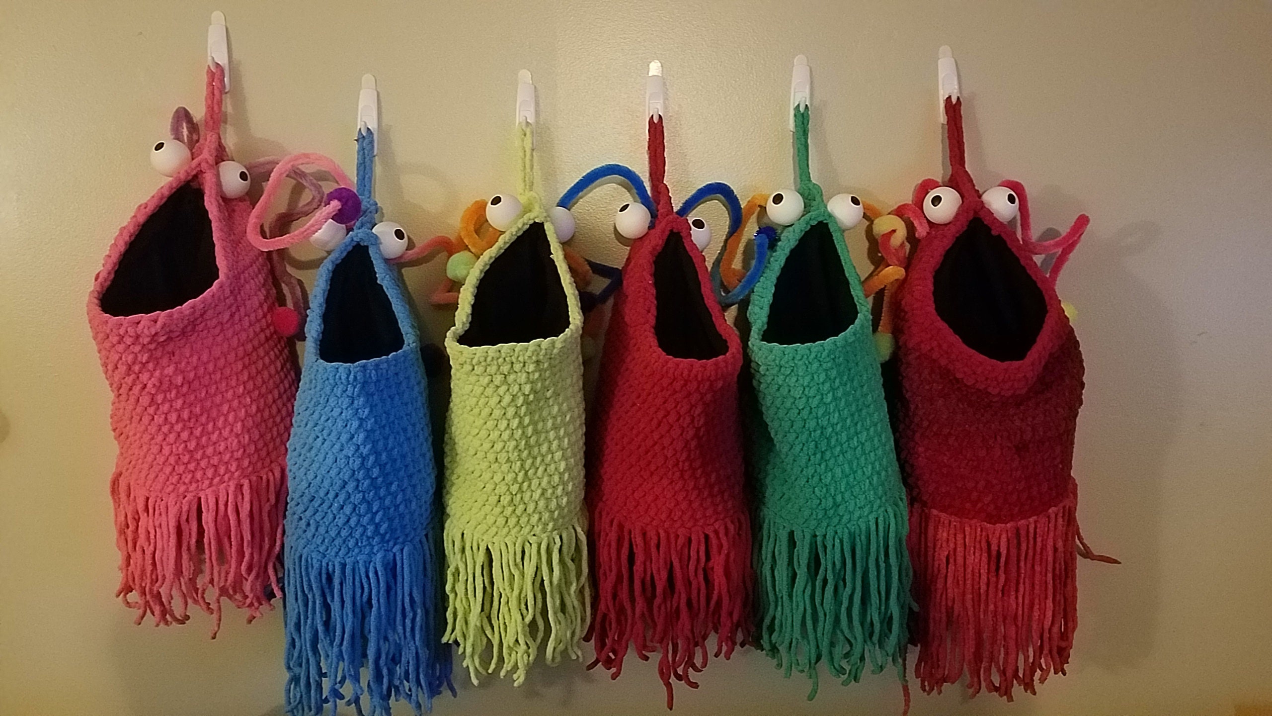 YIP YIP ALIENS | Etsy
