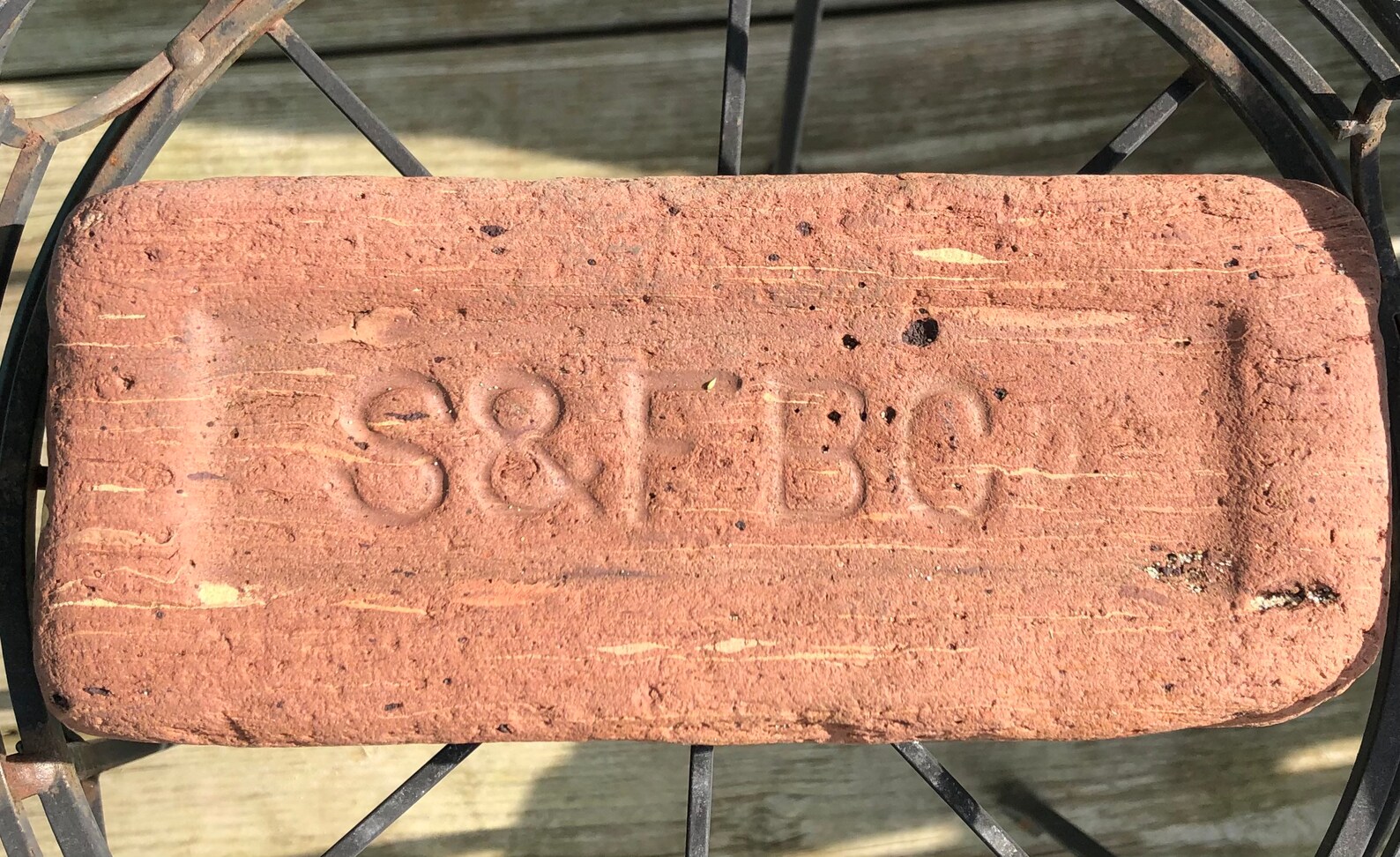 Reclaimed Vintage Brick Sayre & Fisher Smoothed by Ocean Waves for 75 ...