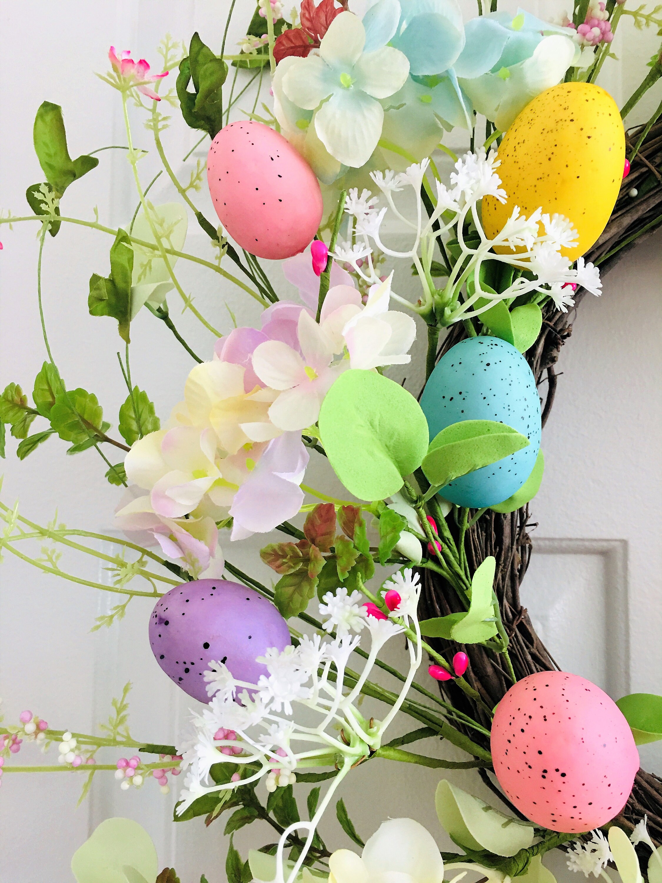 Easter Egg Wreath: Spring Floral Door Decoration - Etsy