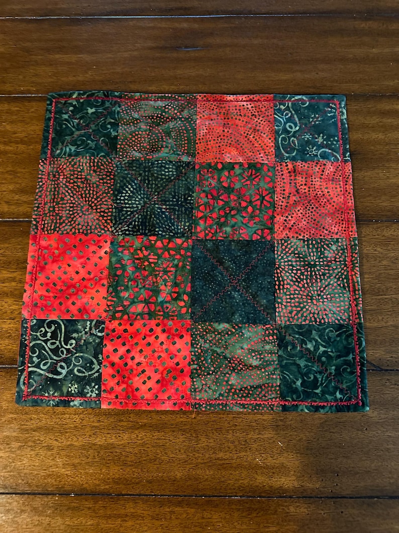 Christmas Table Runner, Square, Batik, Quilted - Etsy