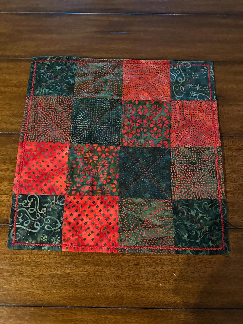 Christmas Table Runner, Square, Batik, Quilted - Etsy