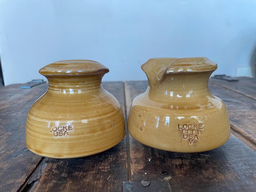 Pair of Locke 8881 Ceramic Insulators - Etsy