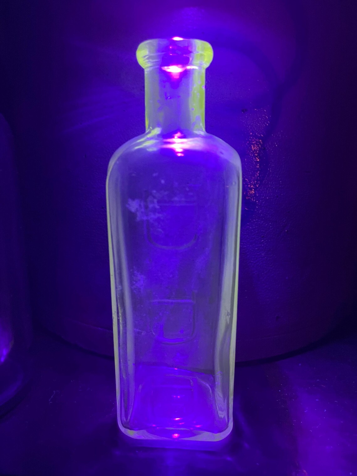 Antique Apothecary Bottle D.D.D. Dehaven’s Dyspepsia Destroyer Glowing ...