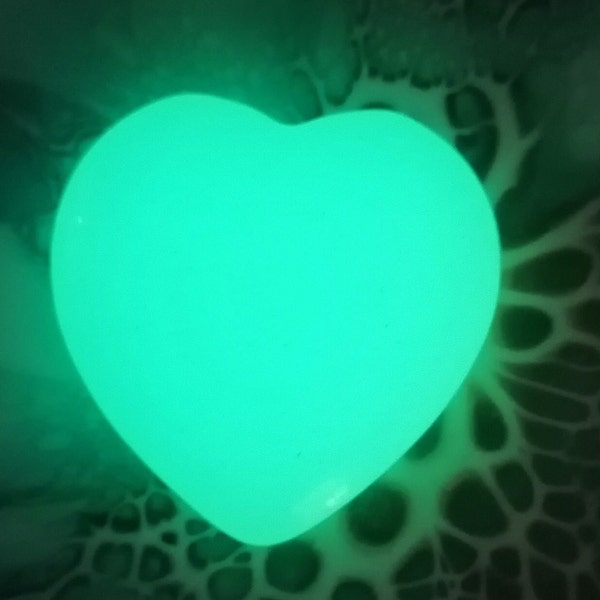 Glowing Heart - Etsy