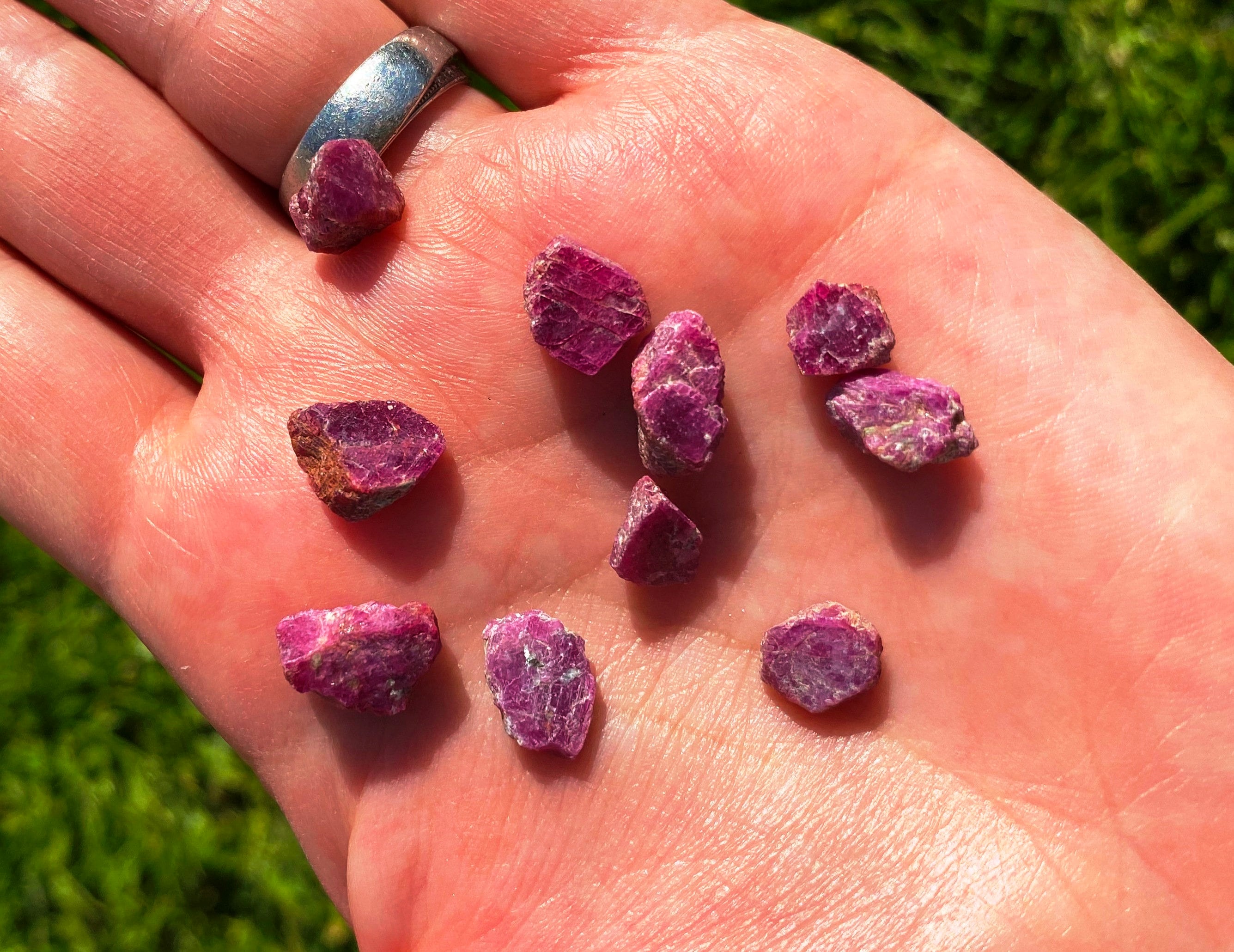 Raw Ruby Gemstone Pink Red Vibrant Gems Natural Uncut Ruby Lapidary ...