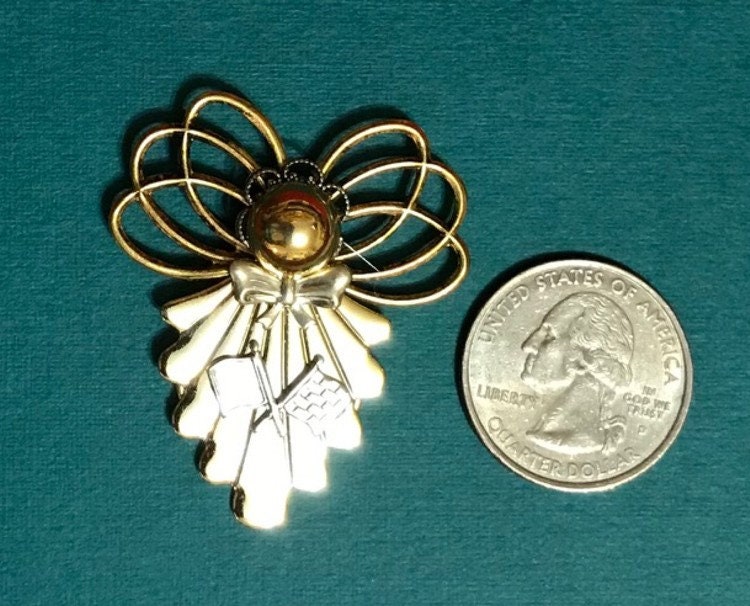 Racing Angel Pin - Etsy