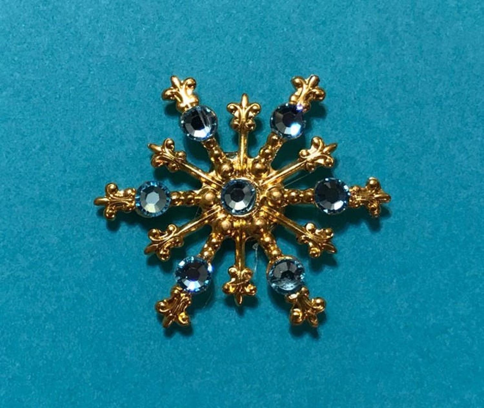 Snowflake Pin - Etsy