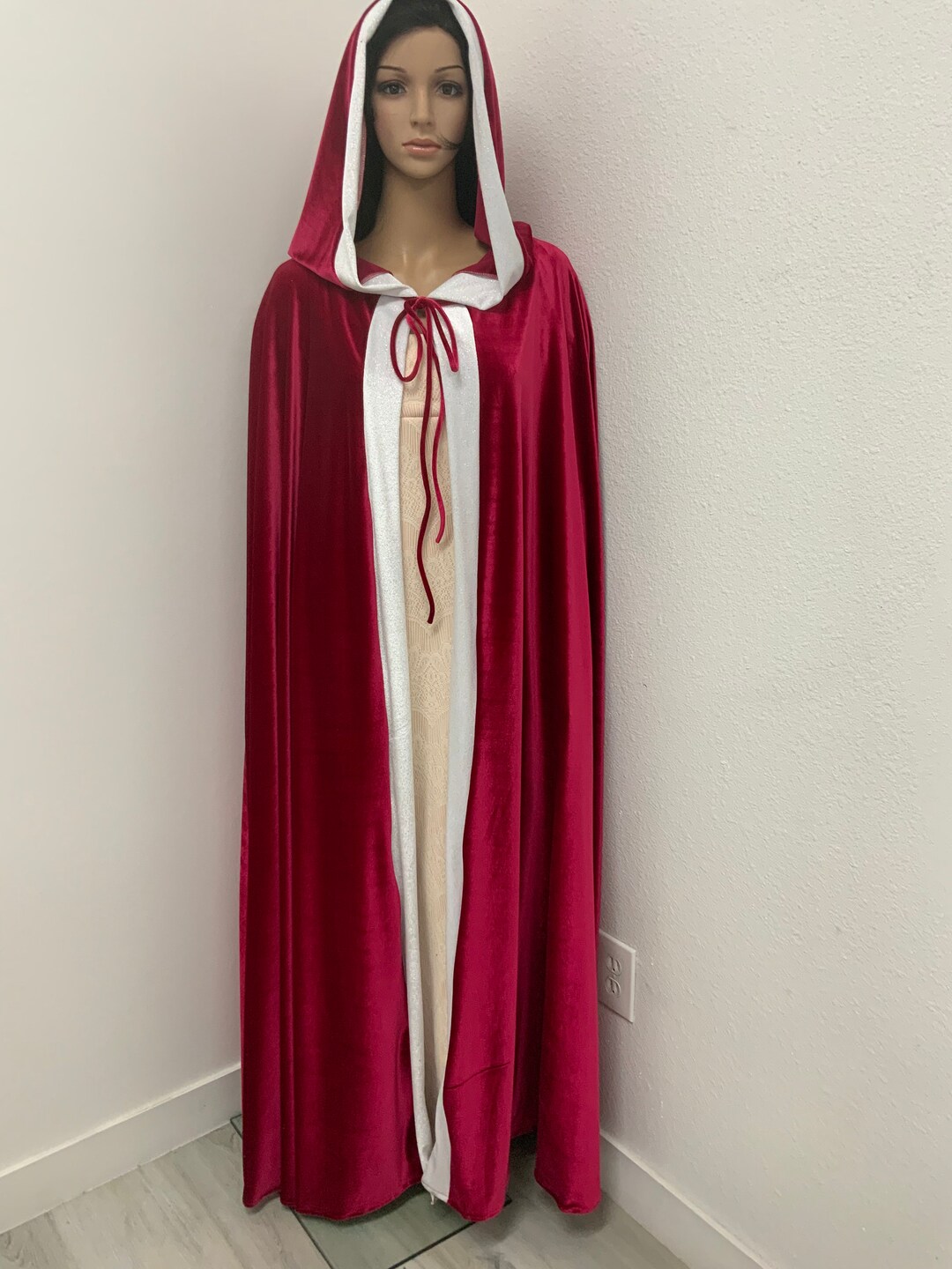 Red/white Cape/cloak Costume/cosplay - Etsy