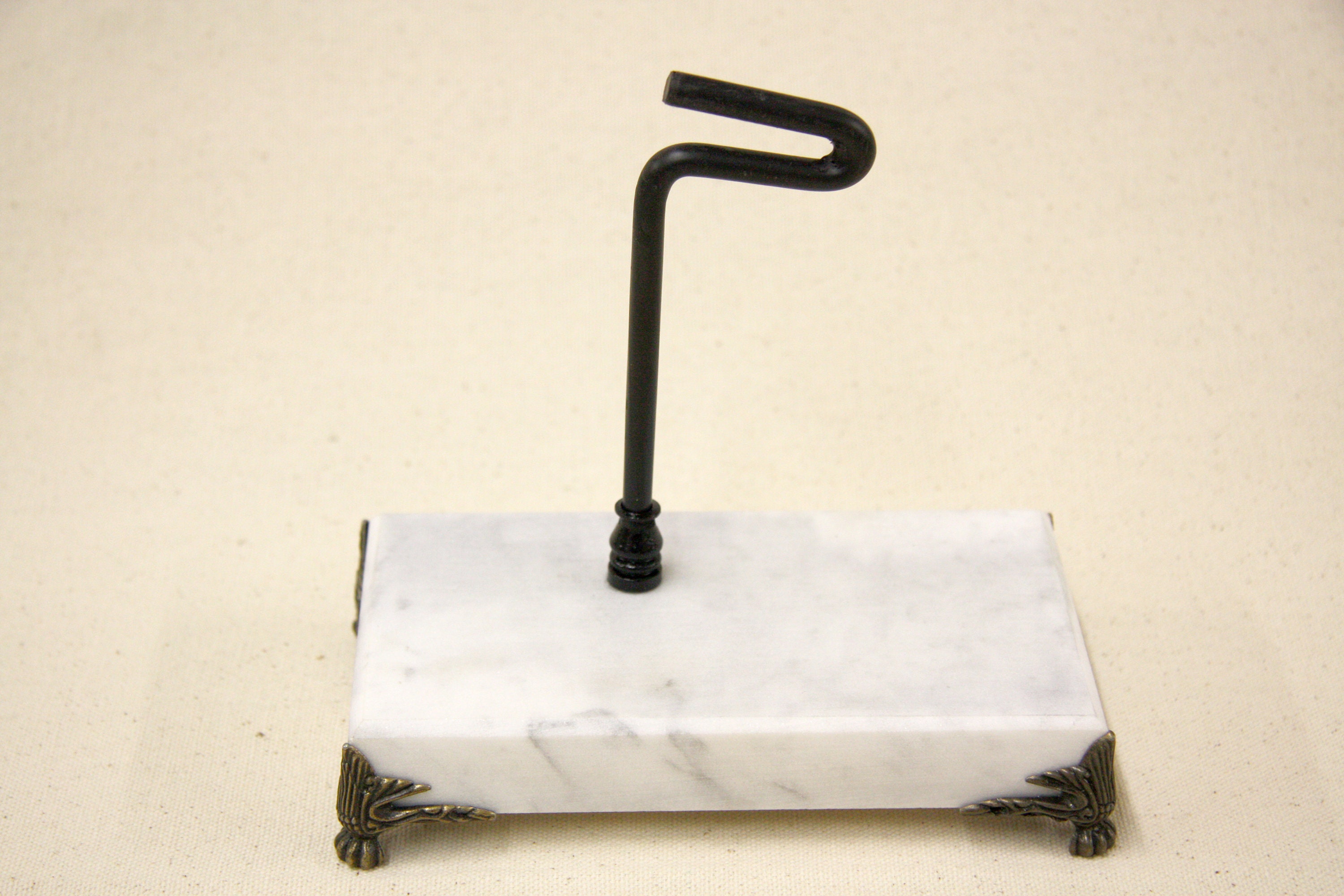 Revolver Stand Cowboy Action Shooting Colt Single Action Army White ...