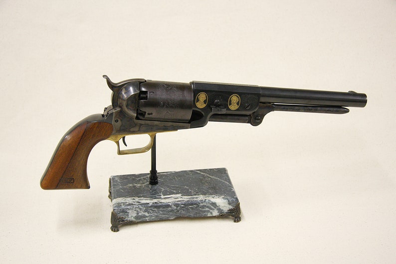 Revolver Stand Cowboy Action Shooting Colt Single Action Army Rose ...