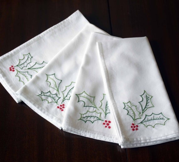 Set of 11 Christmas White Linen Hand Embroidered Holly Leaf Dinner ...