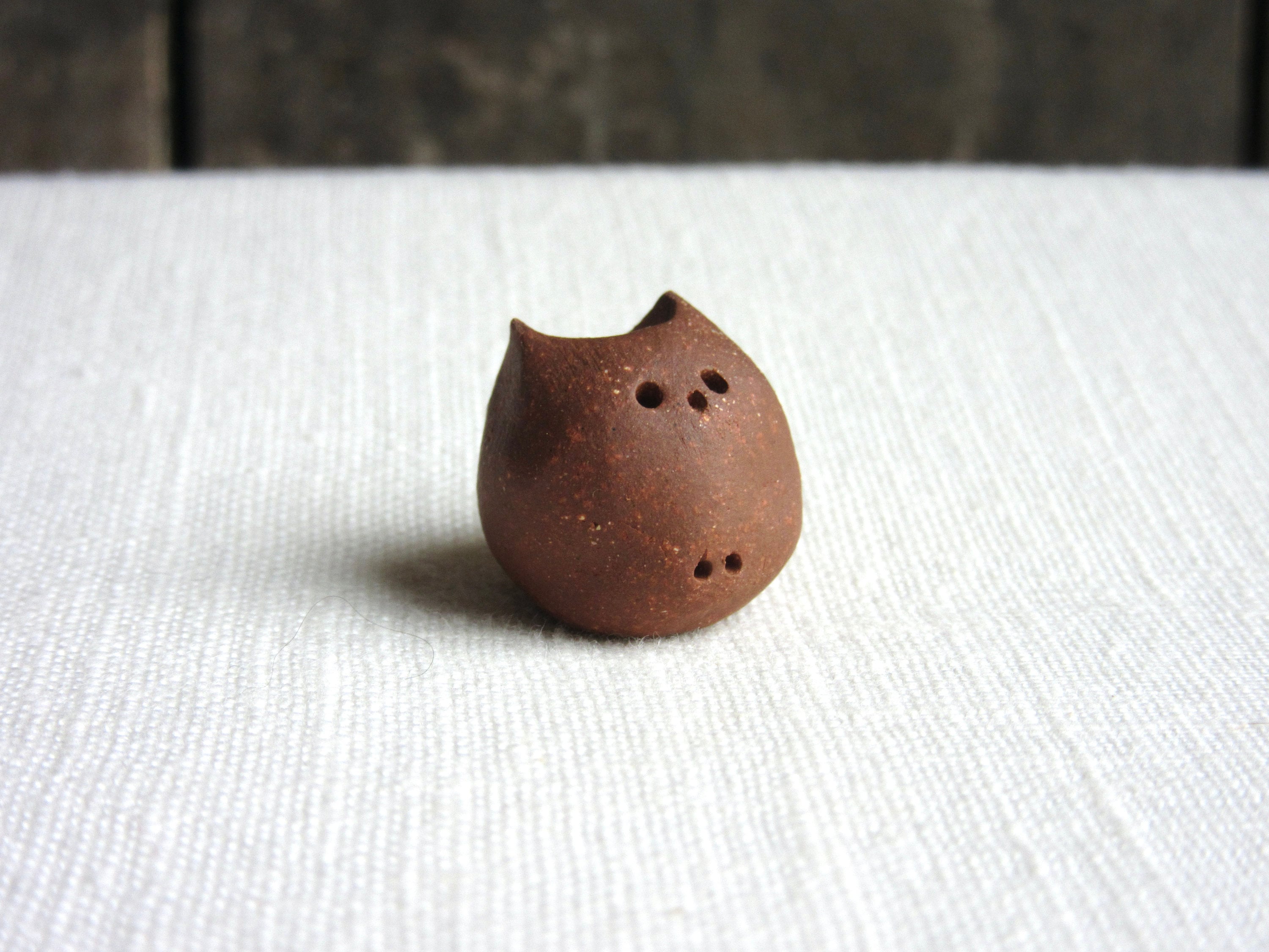 Very Tiny Cat. Miniature Ceramic Pottery Cat Figurine. - Etsy