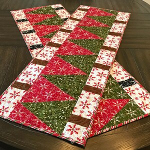 Christmas Tree Lane Table Runner Pattern PDF Version, Cuddle Cat ...