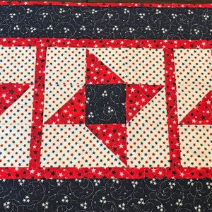 Patriotic Friendship Star PDF Table Runner Pattern CCQ066, Star Themed ...