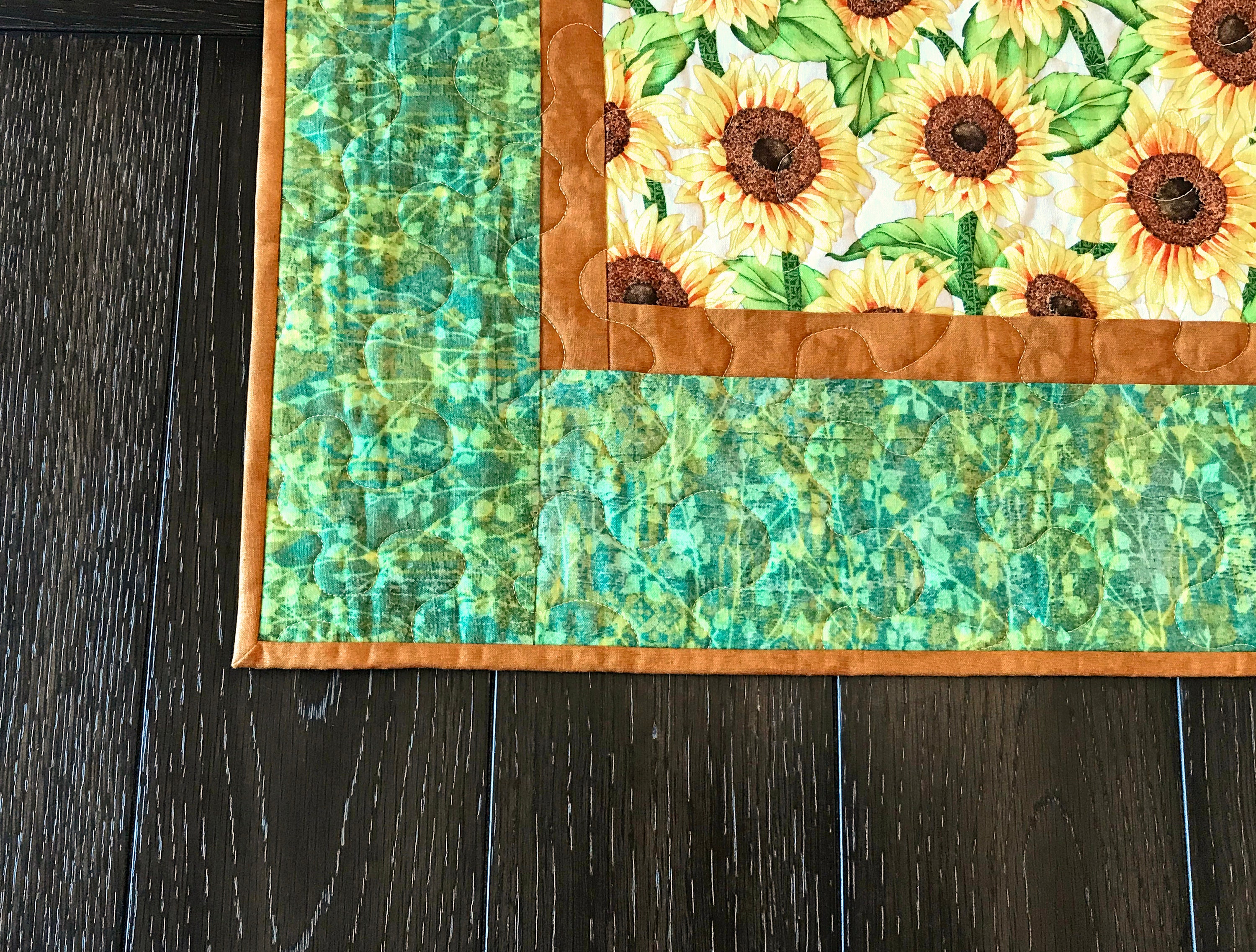 Large Sunflower Themed Table Topper Quilted Sunflower Table - Etsy