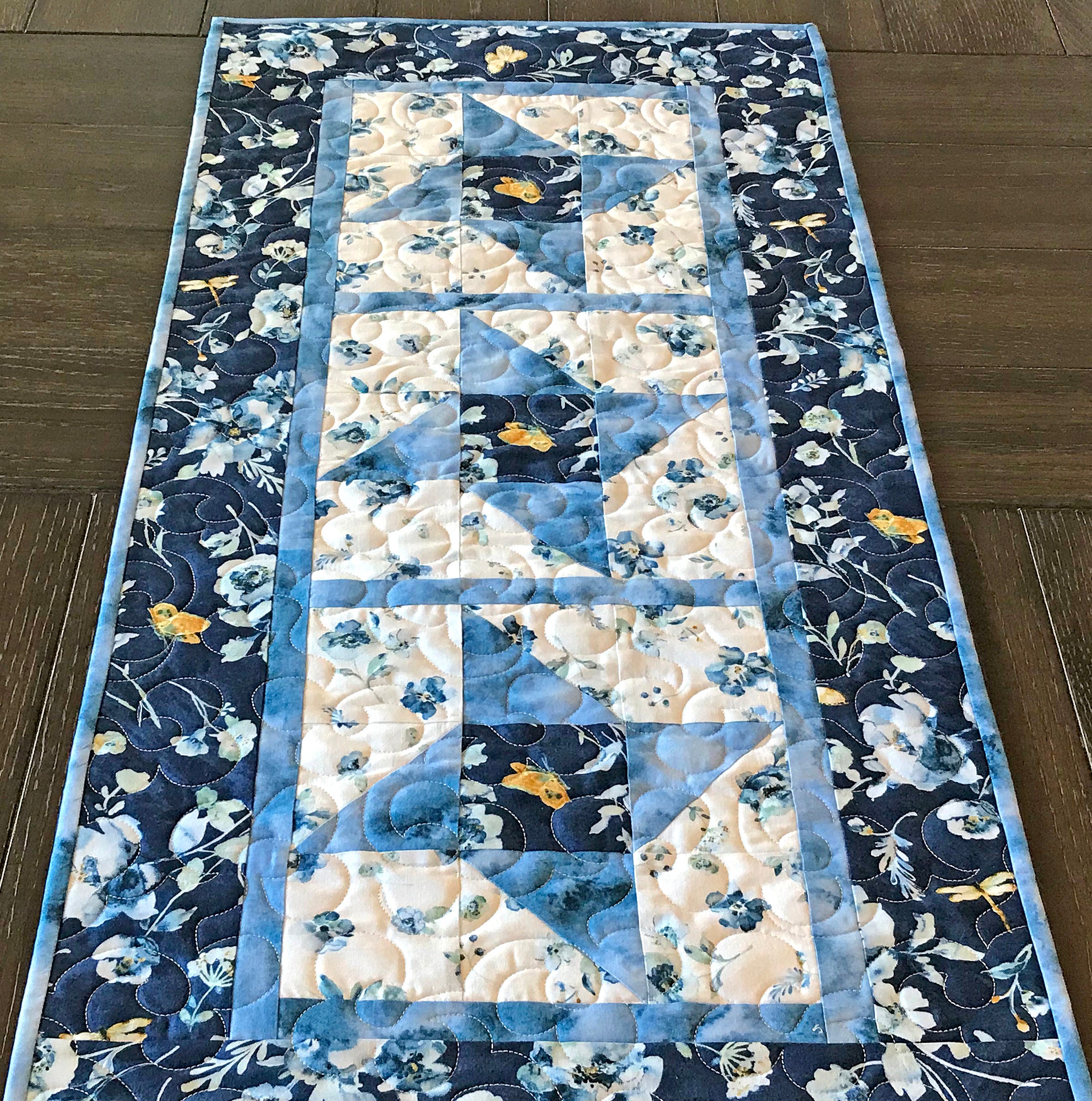 Friendship Star PDF Table Runner Pattern Easy Star Table | Etsy