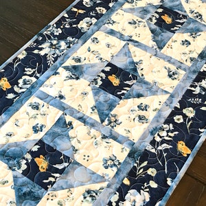 Friendship Star PDF Table Runner Pattern CCQ053, Beginner Friendly ...