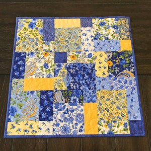 Charmingly Simple PDF Table Runner & Topper Pattern With Five Size ...