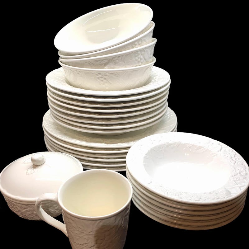 Mikasa Oven to Table Bowl - Etsy