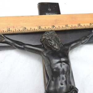 Large Vintage All Metal Wall Crucifix With INRI Scroll 13.5 X 8 - Etsy