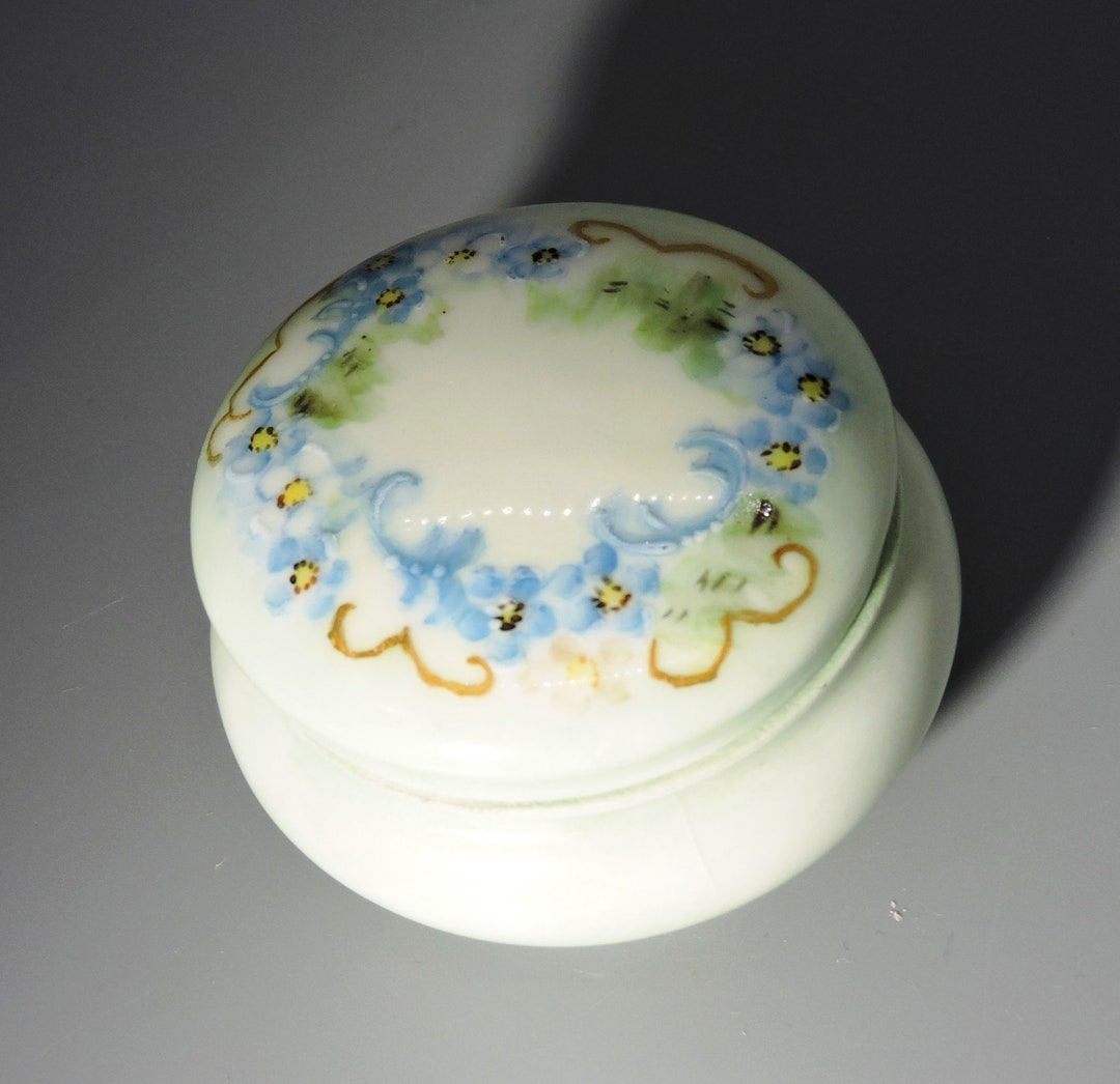 Vintage Hand Painted Limoges France Porcelain Trinket Box With Floral ...
