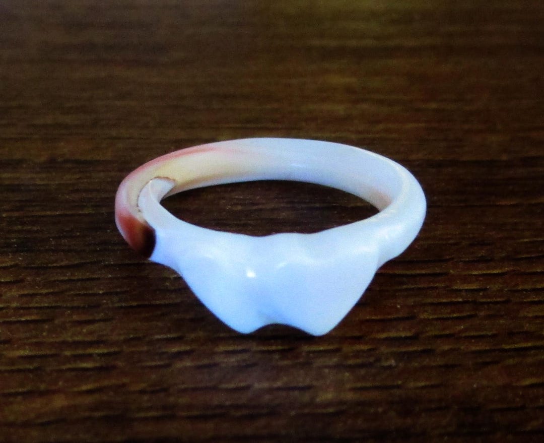 Vintage Ring, Double Heart, Carved, Shell Ring, Love, Friendship, Nature, Beach, Size 6.25 ...