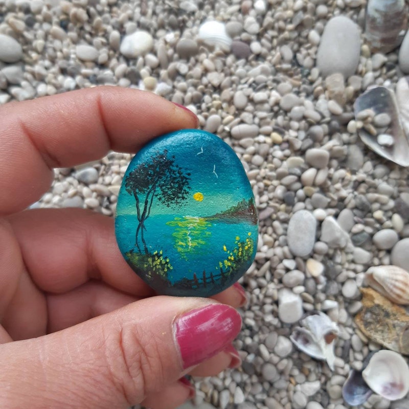 Painted Beach Stone - Etsy