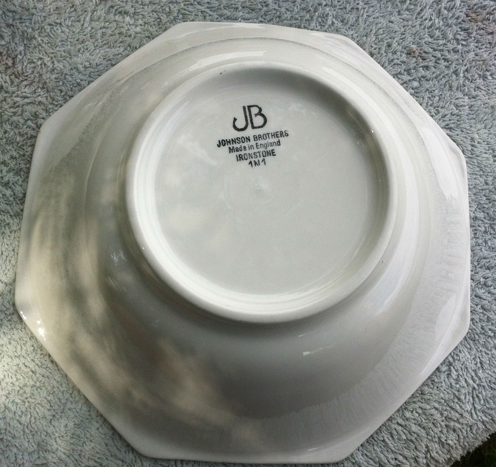 Johnson Brothers Heritage White Vegetable Bowl - Octagon - Etsy