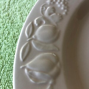 Dinner Plate Set (10) With Rim Images in Relief, Italy - Etsy