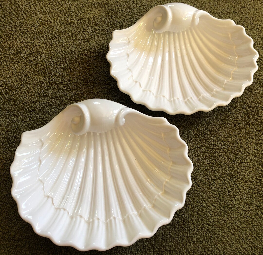Clam Shaped Seafood Plates (2), Inarco - Etsy