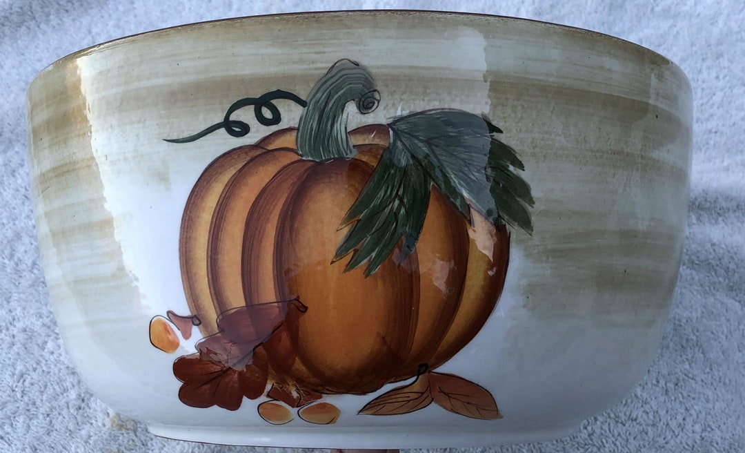Hausenware Salad Bowl With Pumpkin - Etsy