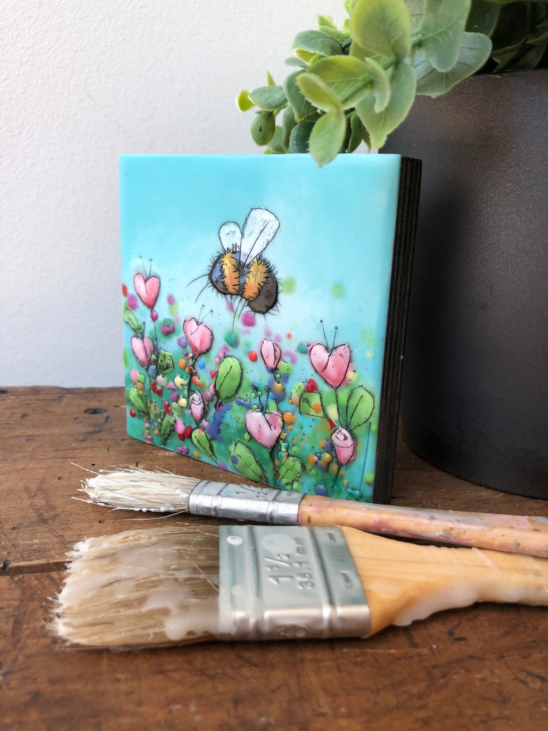 Brenda Walker Original Encaustic Bee Painting Encaustic - Etsy