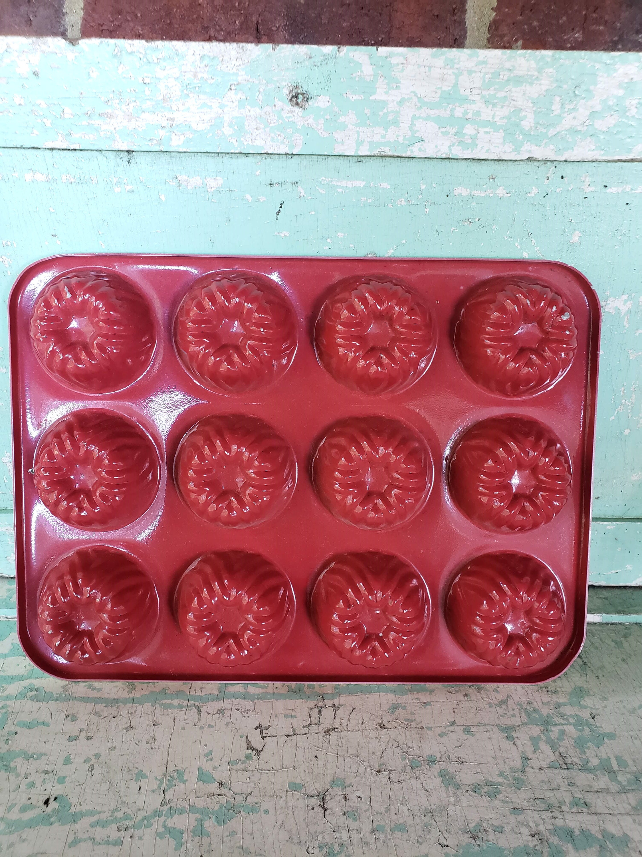 Vintage Red And White Muffin Baking Tray 12 Hole Muffins Etsy