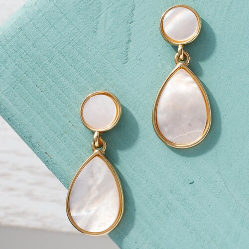 Mother Of Pearl Earrings White Shell Earrings Minimalist Etsy