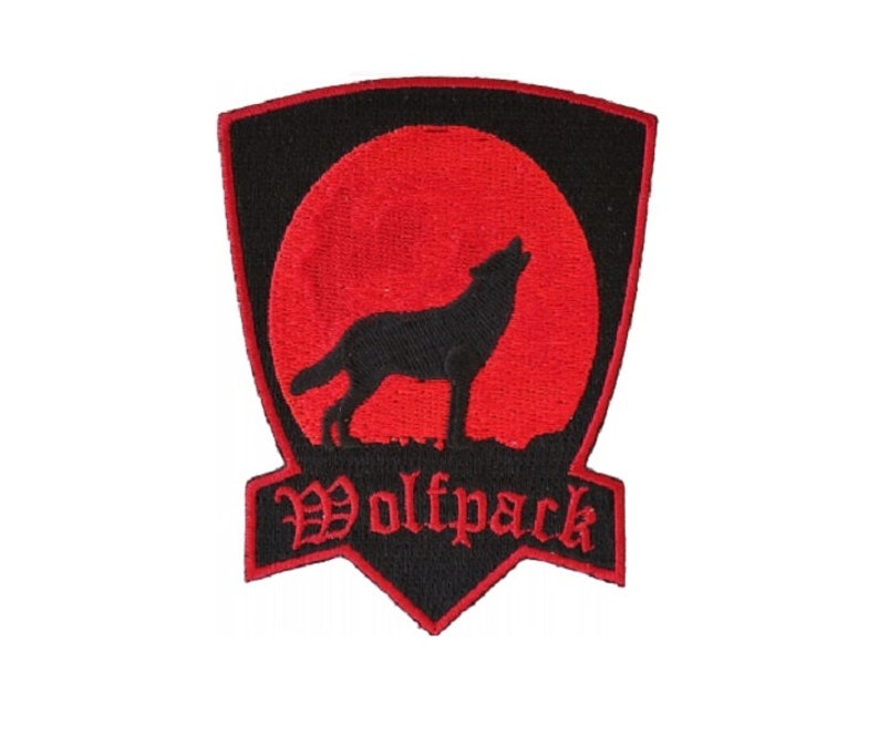 WOLFPACK Howling Wolf Moon 4" X 3" Iron on Patch (J20) Veteran Choose ...
